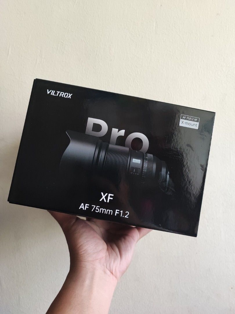 Viltrox 75mm F1.2 Fuji mount, Photography, Lens & Kits on Carousell