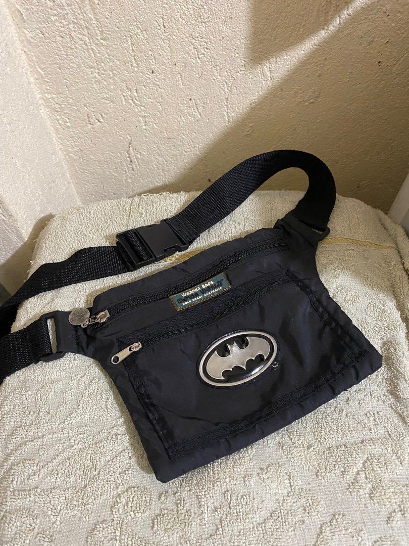VINTAGE BATMAN SLING BAG, Luxury, Bags & Wallets on Carousell