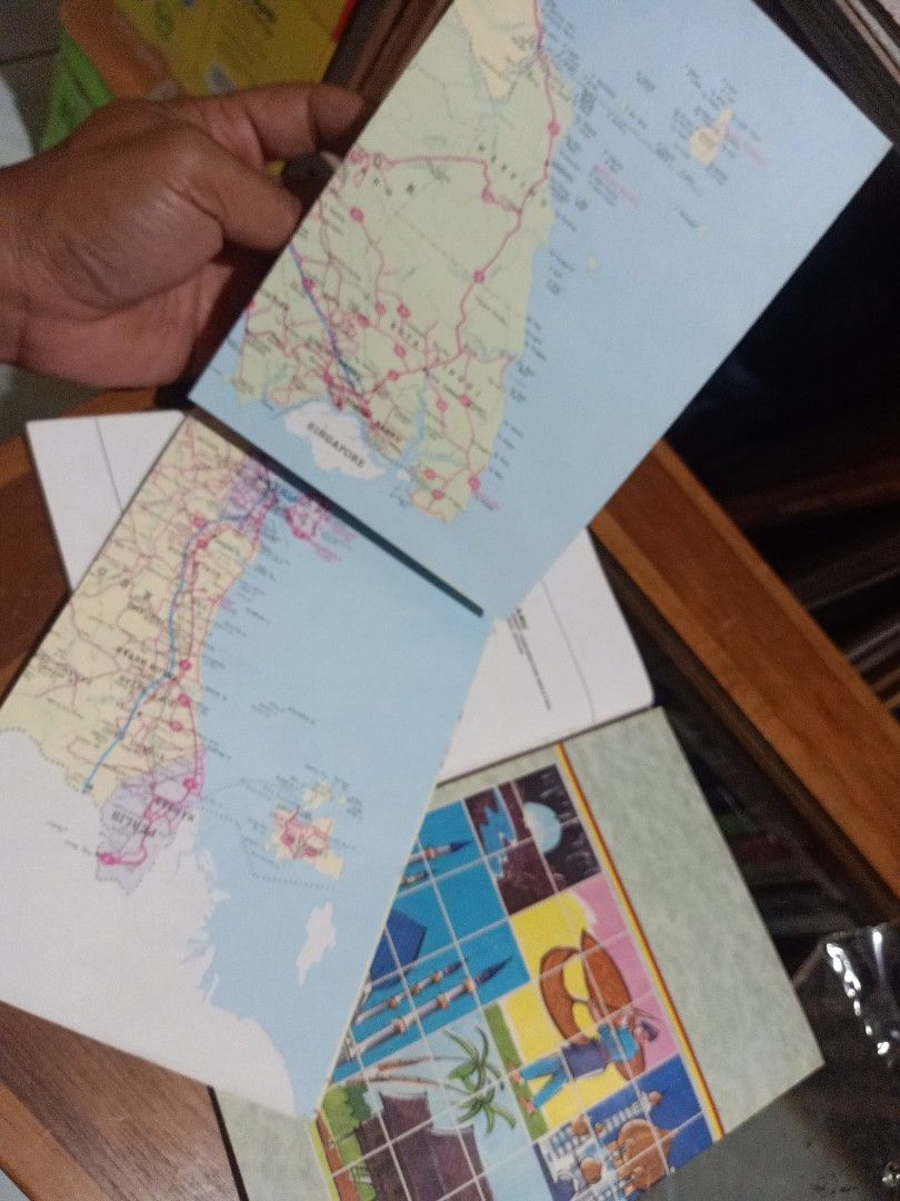 vintage book maps shell 1990, Hobbies & Toys, Books & Magazines ...