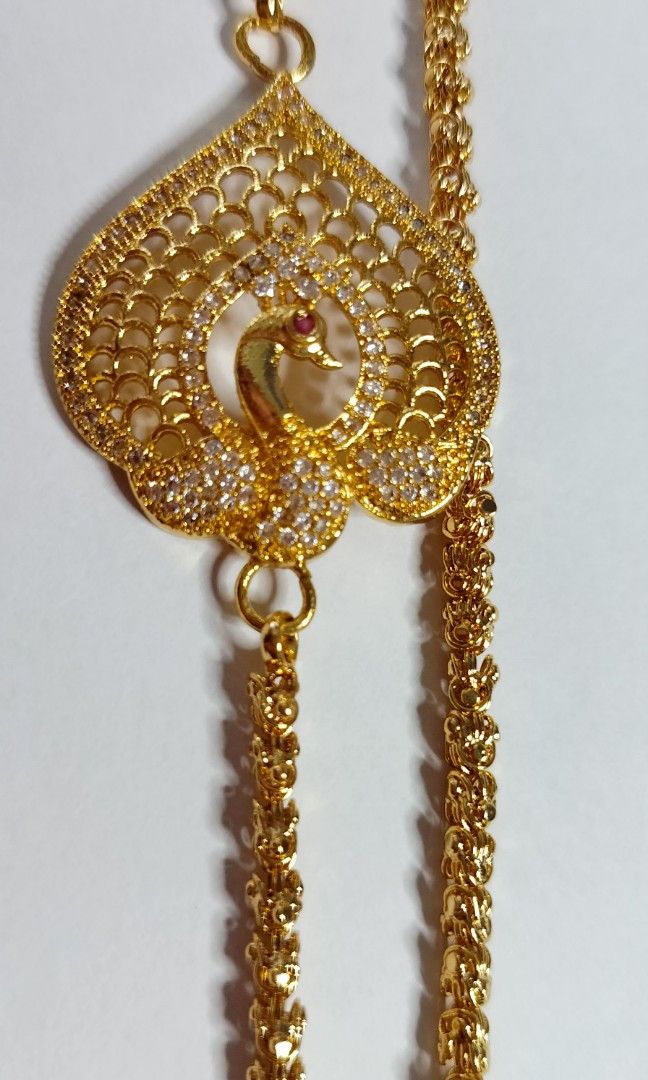 White Stones with Red Stone Eye Peacock Thali Moppu Long Chain, Women's ...