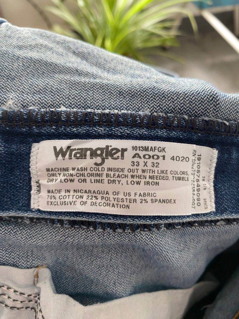 Wrangler Paku (A001 ), Men's Fashion, Bottoms, Jeans on Carousell