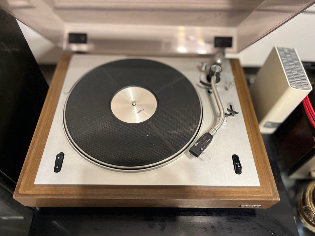 Yamaha turntable, Audio, Other Audio Equipment on Carousell
