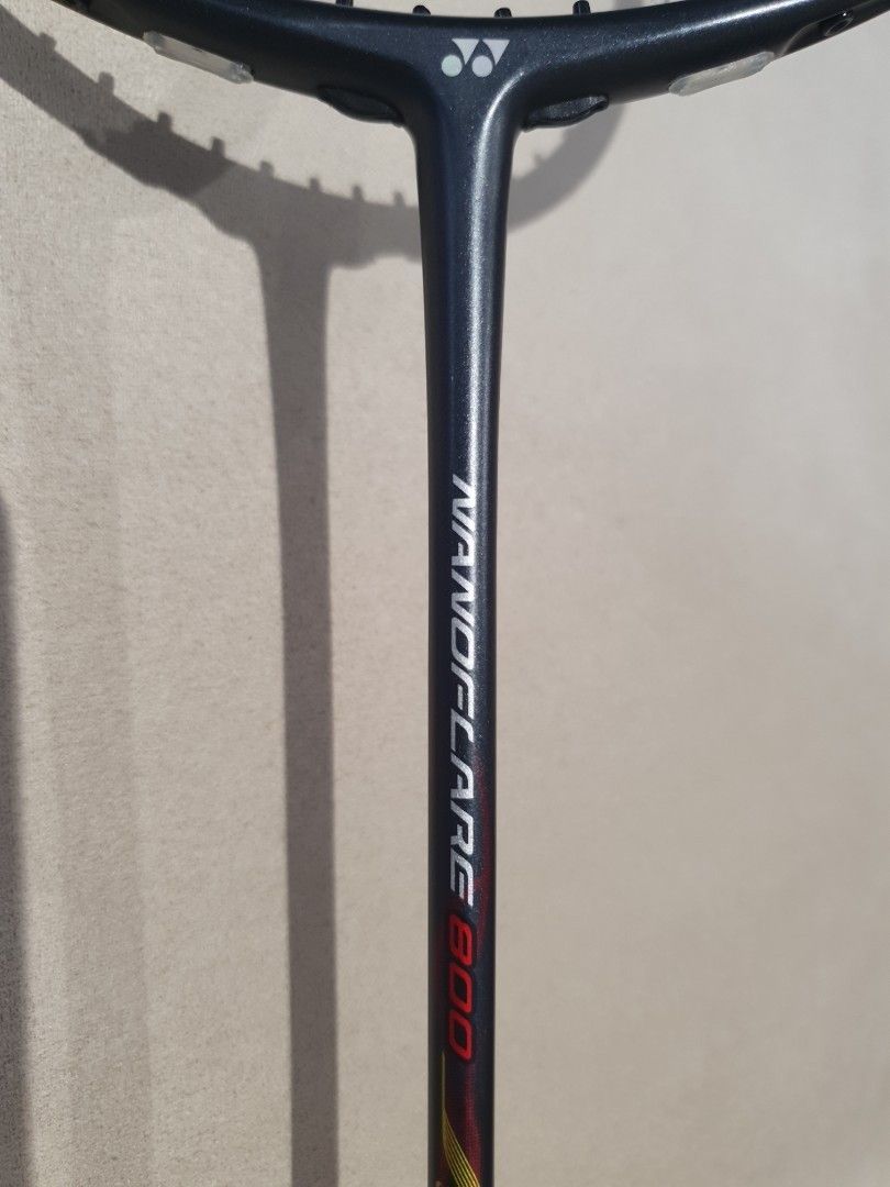 Yonex Nanoflare 800 NF800, Sports Equipment, Sports & Games, Racket & Ball Sports on Carousell