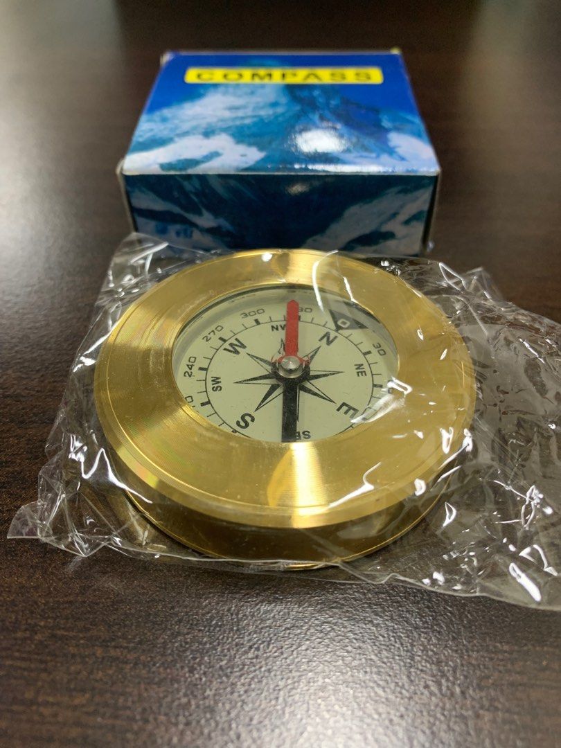18 pieces of Solid brass compass, Hobbies & Toys, Travel, Travel ...