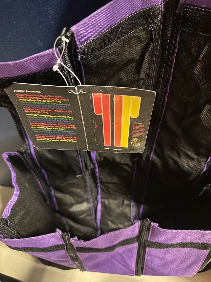 FREE 2007 National Day Assembly Bag by H55, Men's Fashion, Bags, Sling ...