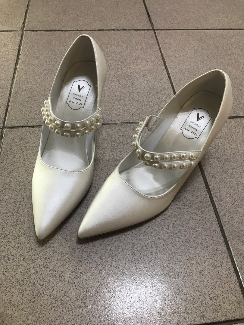 聖夜的贈禮 BROKE FRIEND FOREVER訂製款, 她的時尚, 鞋類, 跟鞋在旋轉拍賣