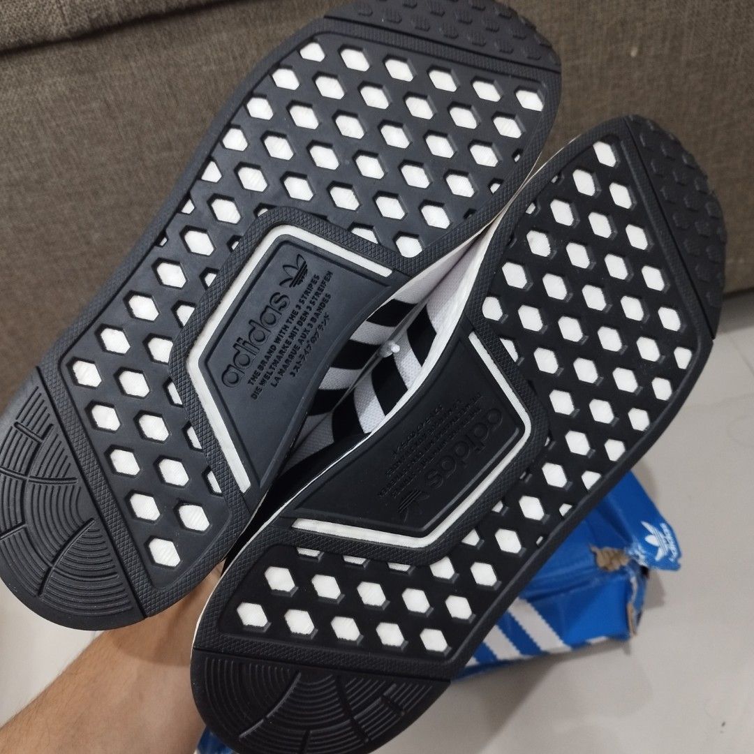 Adidas NMD R1 V2 Core Black White Original BNIB Resmi GX6368 Sepatu ...
