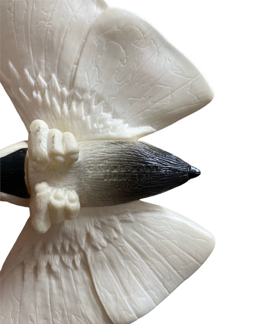 Bandai Rainbow Mothra 1998 Movie Monster, Hobbies & Toys, Toys & Games ...