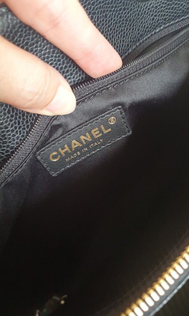 Channel classic bag, Women's Fashion, Bags & Wallets, Shoulder Bags on ...