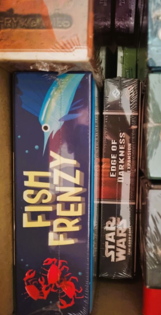 Crossfire, Deep Sea Adventure, Fake Artist Goes NY, Grizzled, Pack of Heroes, Fish Frenzy, Star ...