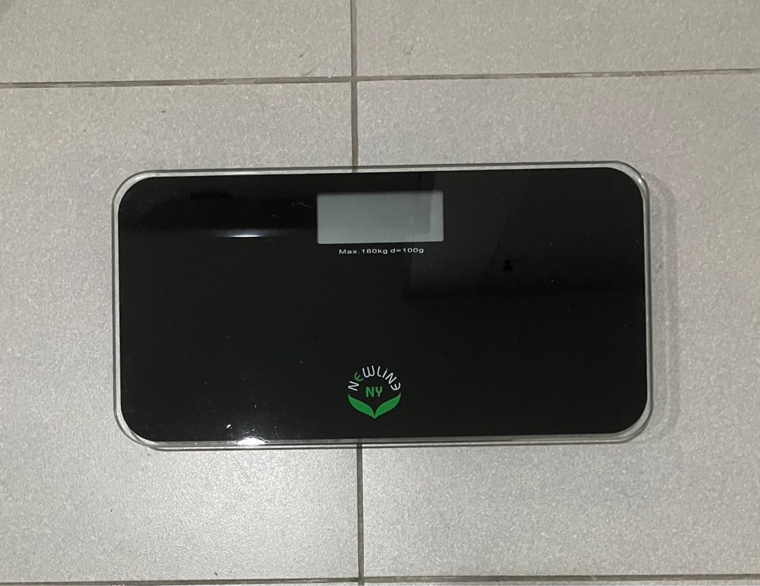 Digital Weighing Scale Travel Size, Health & Nutrition, Health Monitors ...