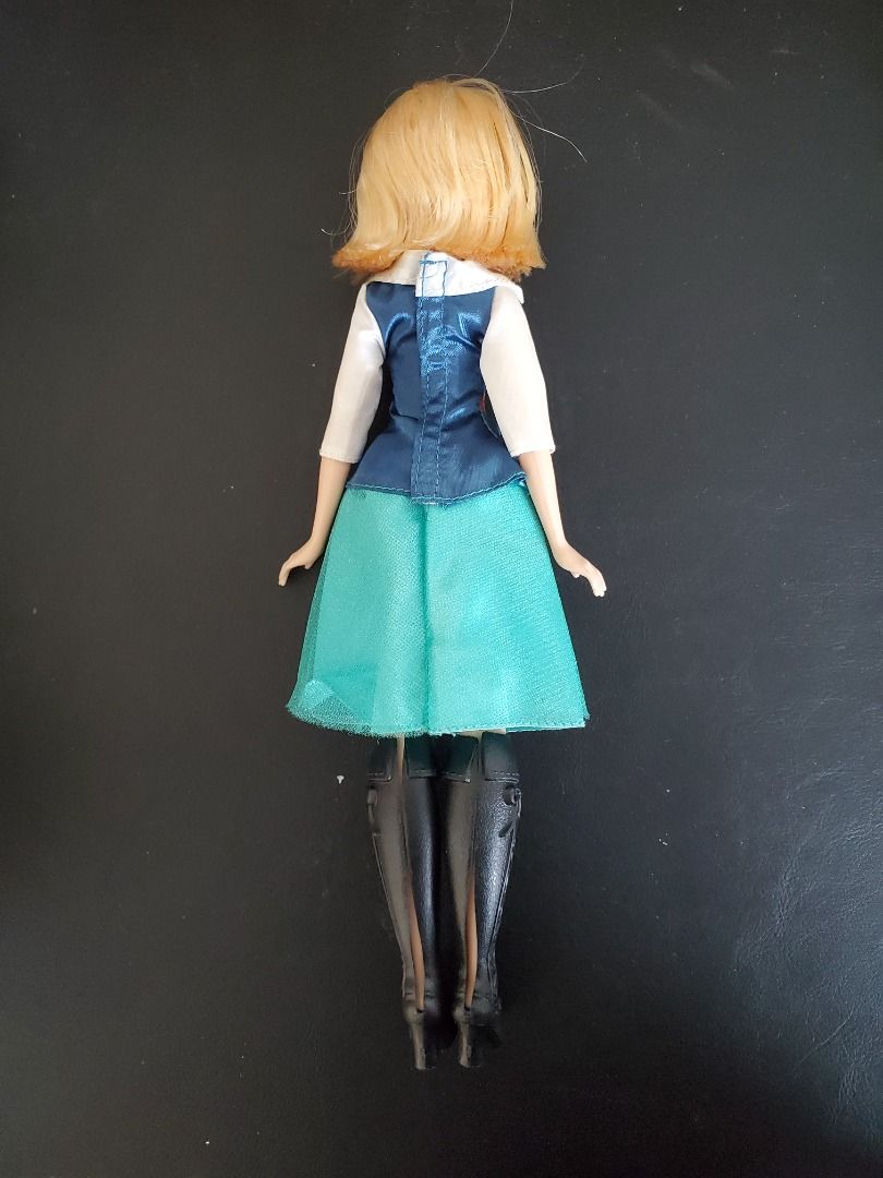 Disney Hasbro Naomi Doll from Elena of Avalor, Hobbies & Toys, Toys ...
