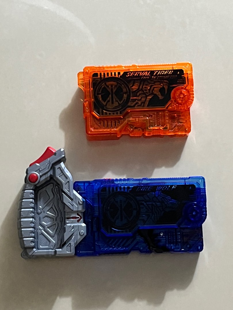 Dx Kamen rider dire wolf serval tiger zetsumerisekey progrise key ...