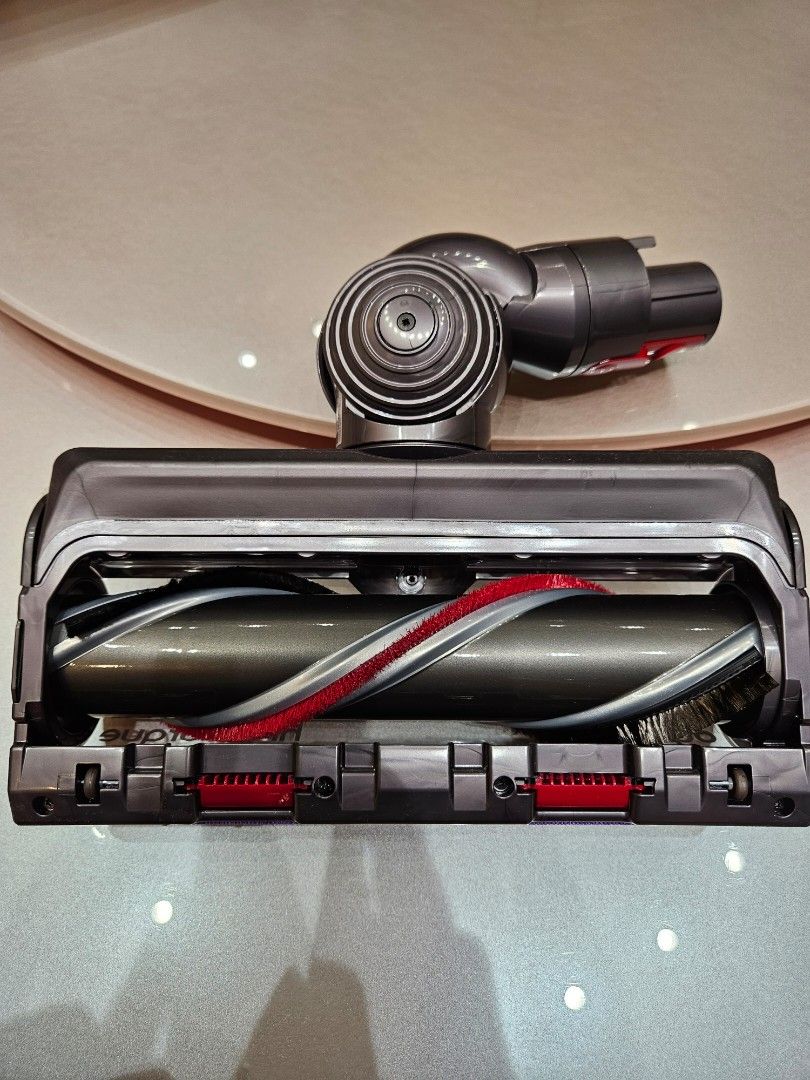 Dyson High Torque cleaner head, TV & Home Appliances, Vacuum Cleaner ...