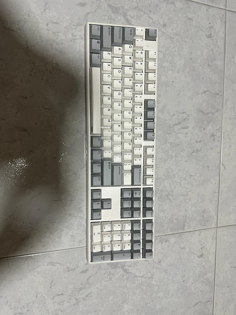 EPOMAKER NIZ Plum X108 108-Keys Bluetooth Wireless/Wired Electro-Capacitive Mechanical Keyboard ...