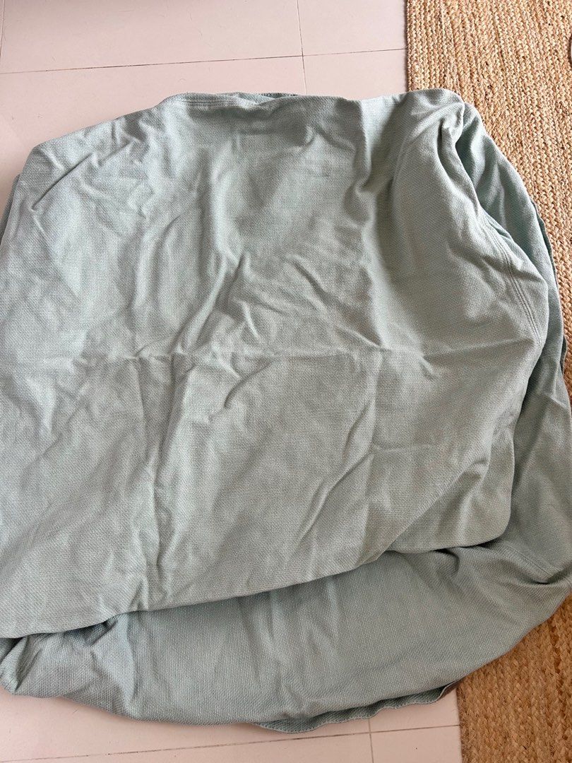 FREE soderhamn ottoman cover, Furniture & Home Living, Home Decor ...