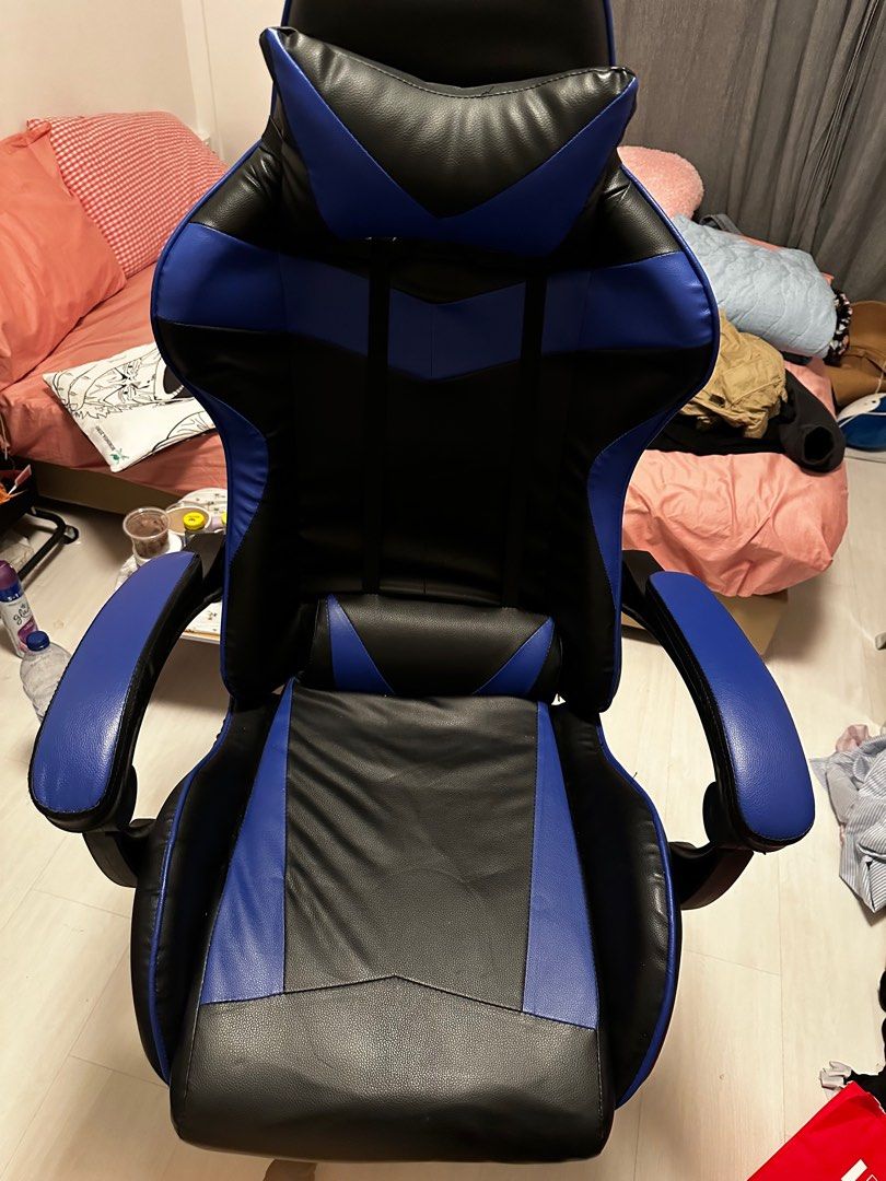 Gaming Chair, Furniture & Home Living, Furniture, Chairs on Carousell