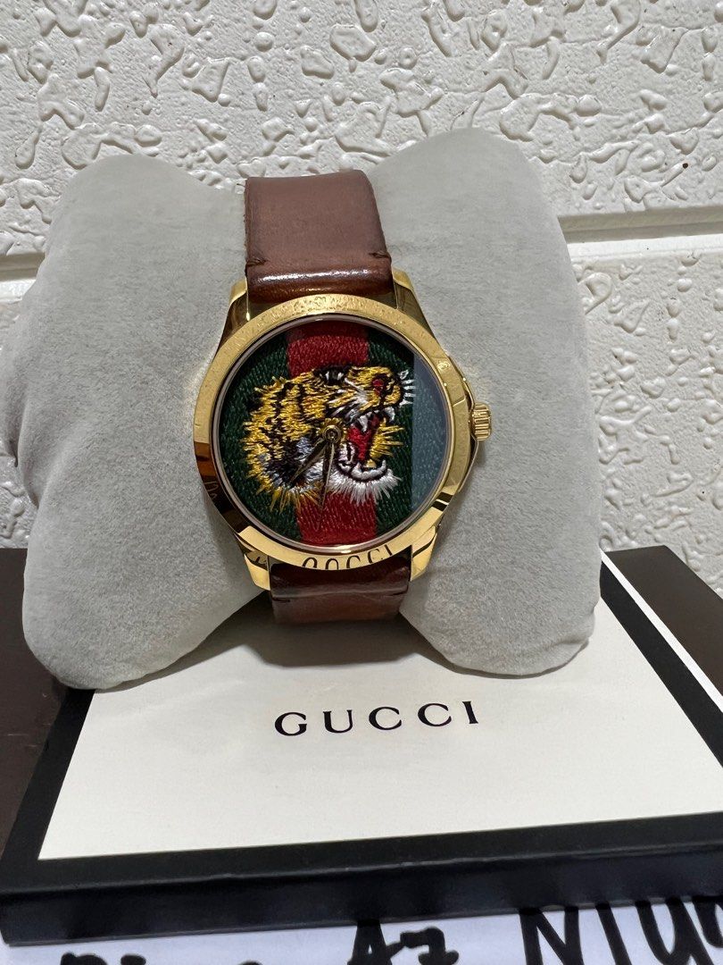 gg watch rank A with extra strap, Men's Fashion, Watches & Accessories ...