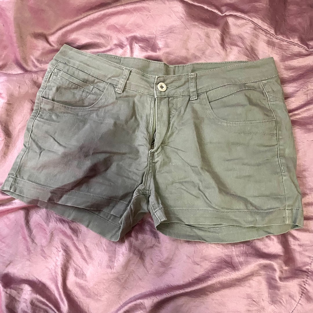 Gray Mini Shorts, Women's Fashion, Bottoms, Shorts on Carousell
