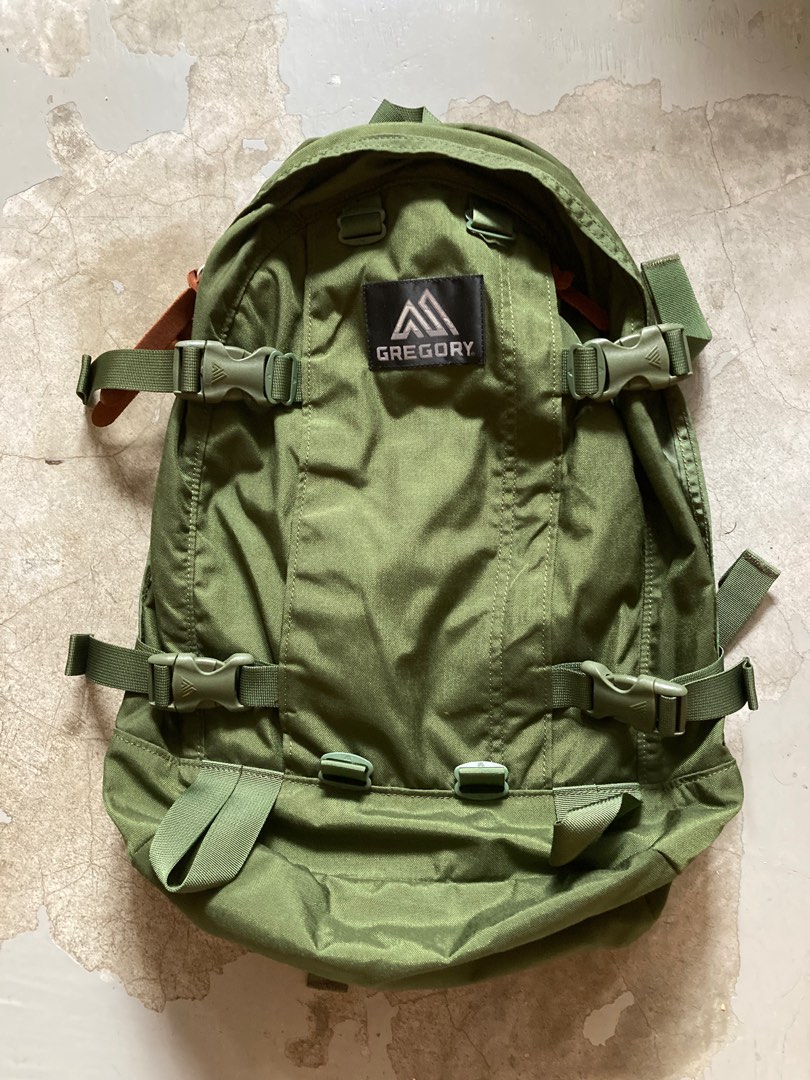Gregory Backpack, 男裝, 袋, 背包 - Carousell