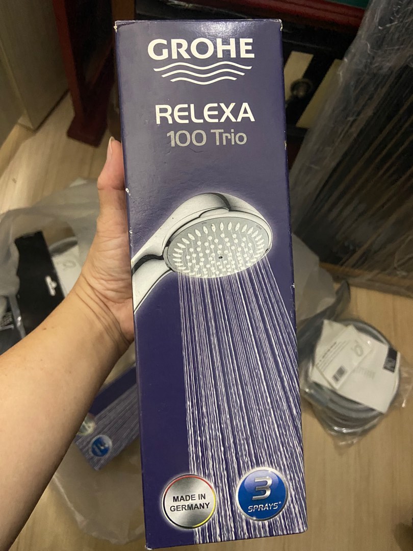 Grohe Relexa 100 Trio shower head, TV & Home Appliances, Water Heater ...