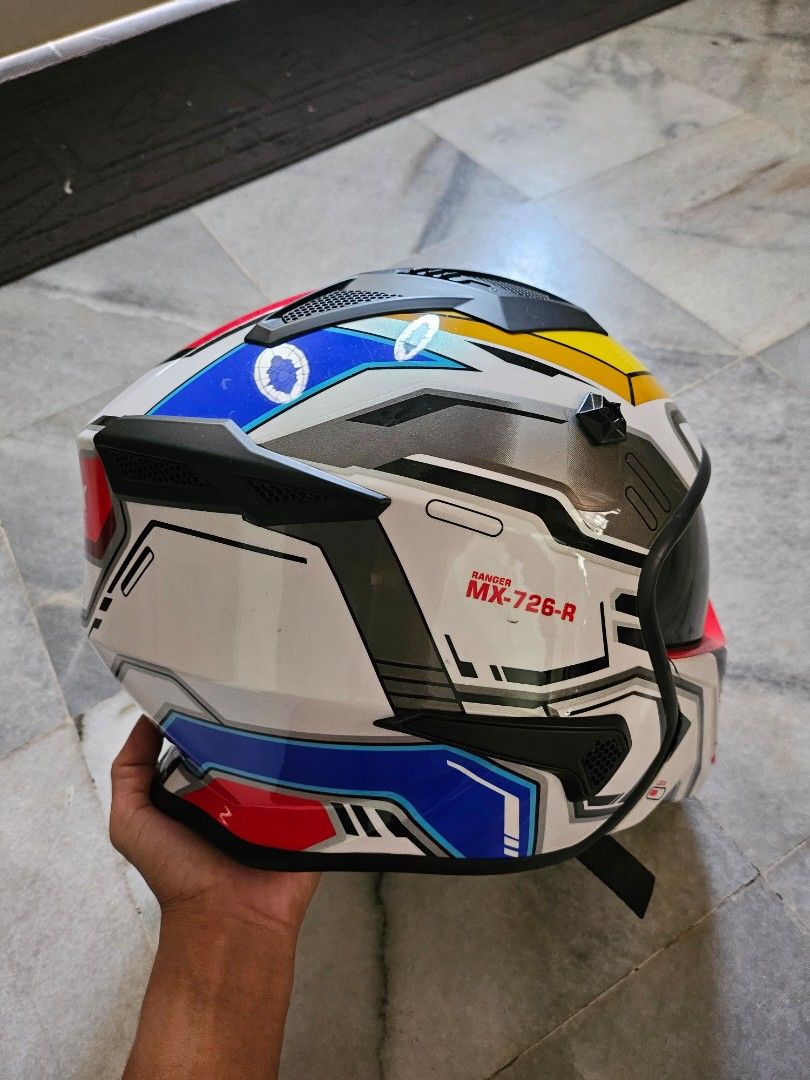 Helmet gundam fullface, Auto Accessories on Carousell
