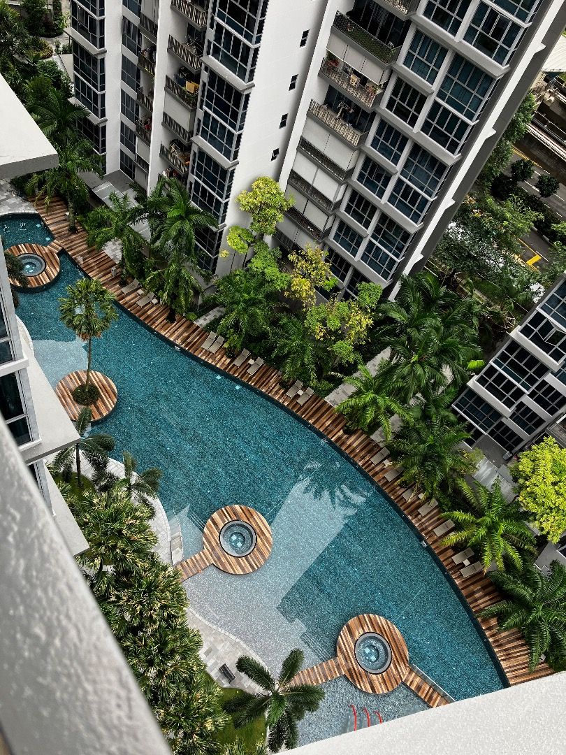 High floor 2 bedroom + study with balcony plus pool view opposite Layar ...