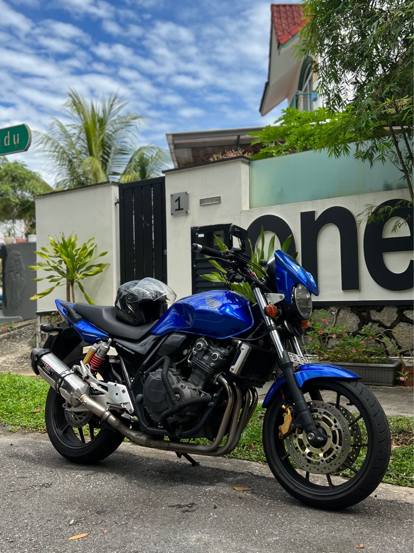 Honda CB400 Revo Gen 2, Motorcycles, Motorcycles for Sale, Class 2A on Carousell