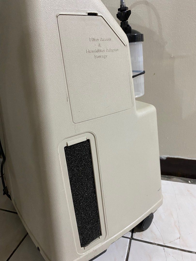 Invacare Oxygen Concentrator 10L, Health & Nutrition, Medical Supplies ...
