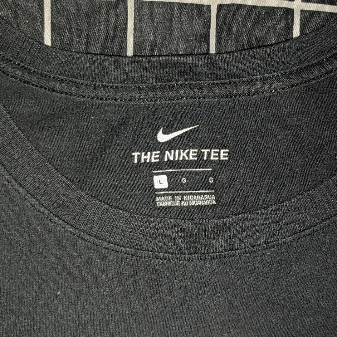 Kaos nike second original, Fesyen Pria, Pakaian , Atasan di Carousell