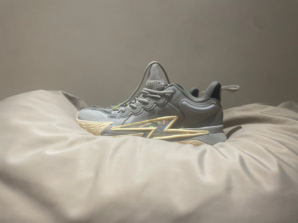 LiNing Son of Flash (grey boy), Men's Fashion, Footwear, Sneakers on ...