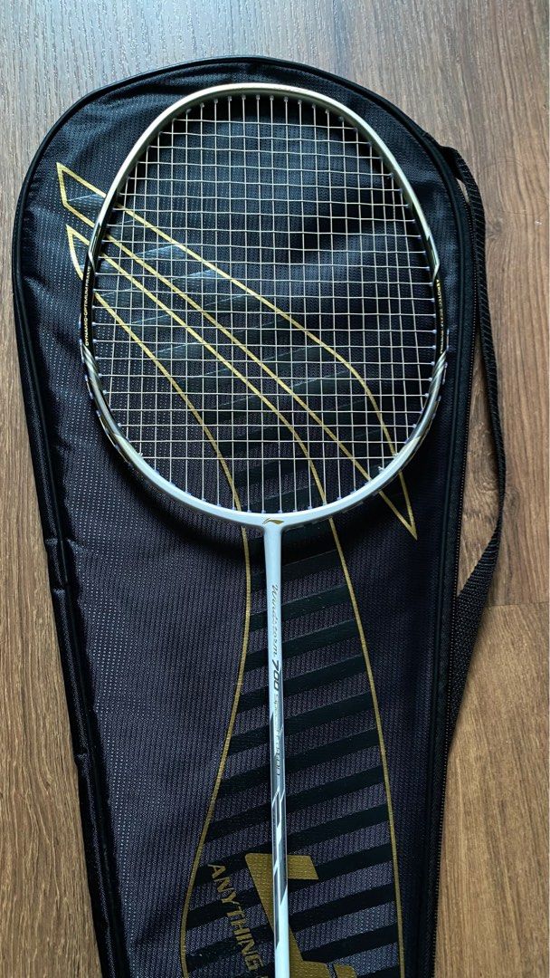 Lining Windstorm 700 - Special Edition, Sports Equipment, Sports ...