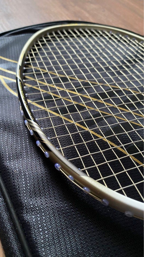 Lining Windstorm 700 - Special Edition, Sports Equipment, Sports ...