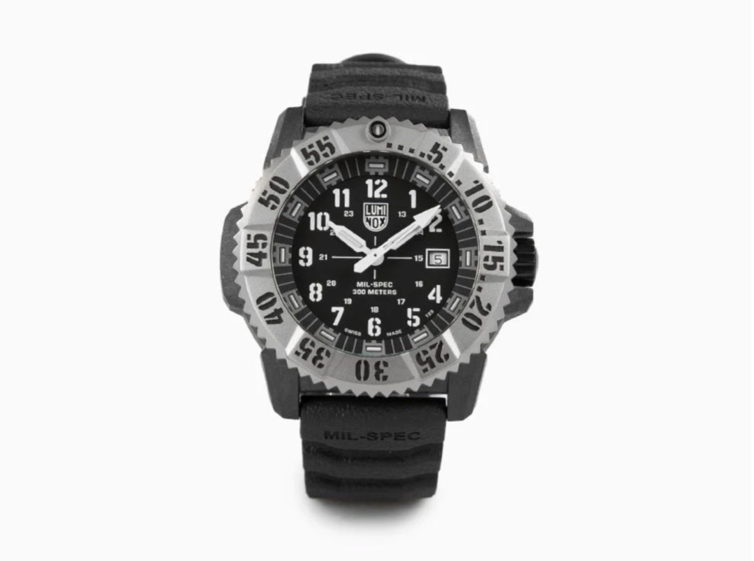 Luminox Mil-Spec Series - 3351.SET, Men's Fashion, Watches ...