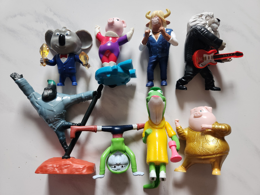 McDonalds McD Sing 2 Figures, Everything Else on Carousell