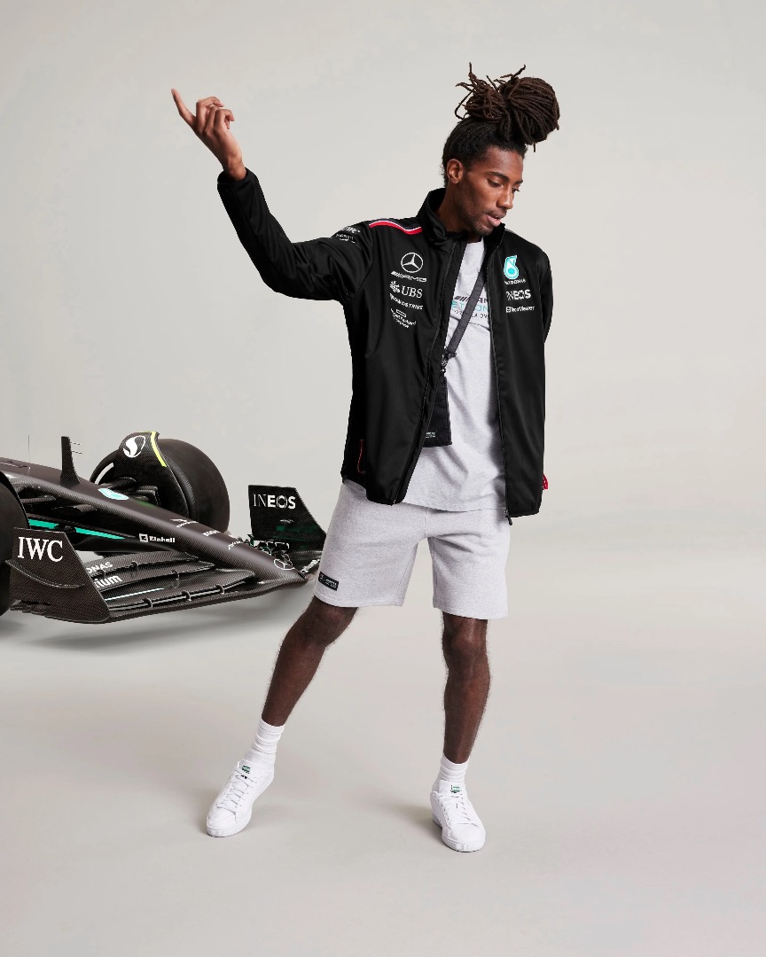 Mercedes-AMG Petronas F1 Mens 2023 Team Softshell Jacket Black, Men's ...