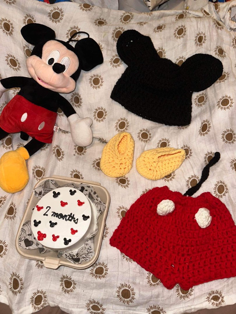 Mickey mouse milestone set, Babies & Kids, Babies & Kids Fashion on ...