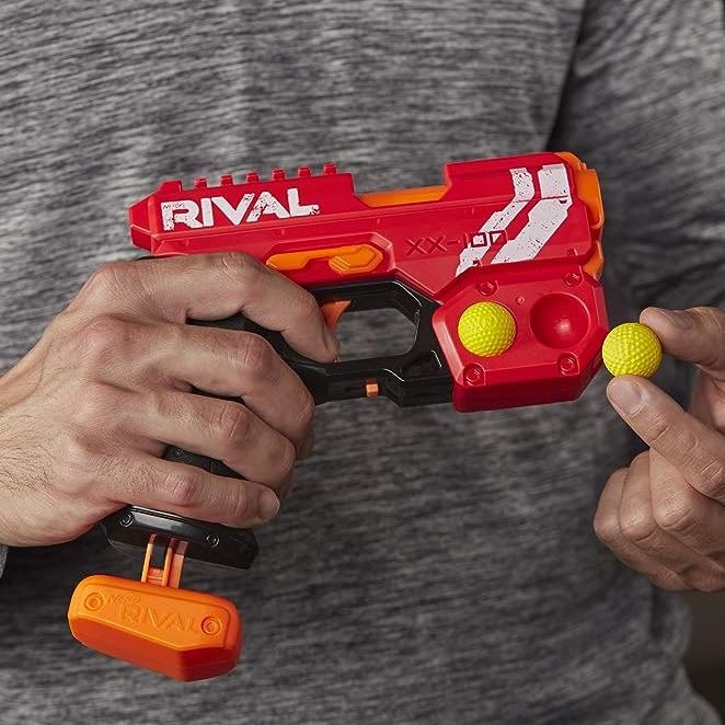 NERF Rival Knockout XX-100 Blaster Round Storage 90 FPS Velocity ...