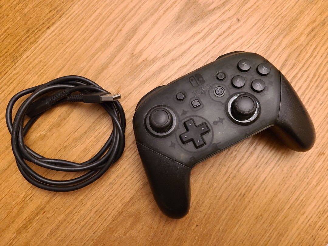 Nintendo Switch Pro Controller, Video Gaming, Video Game Consoles ...