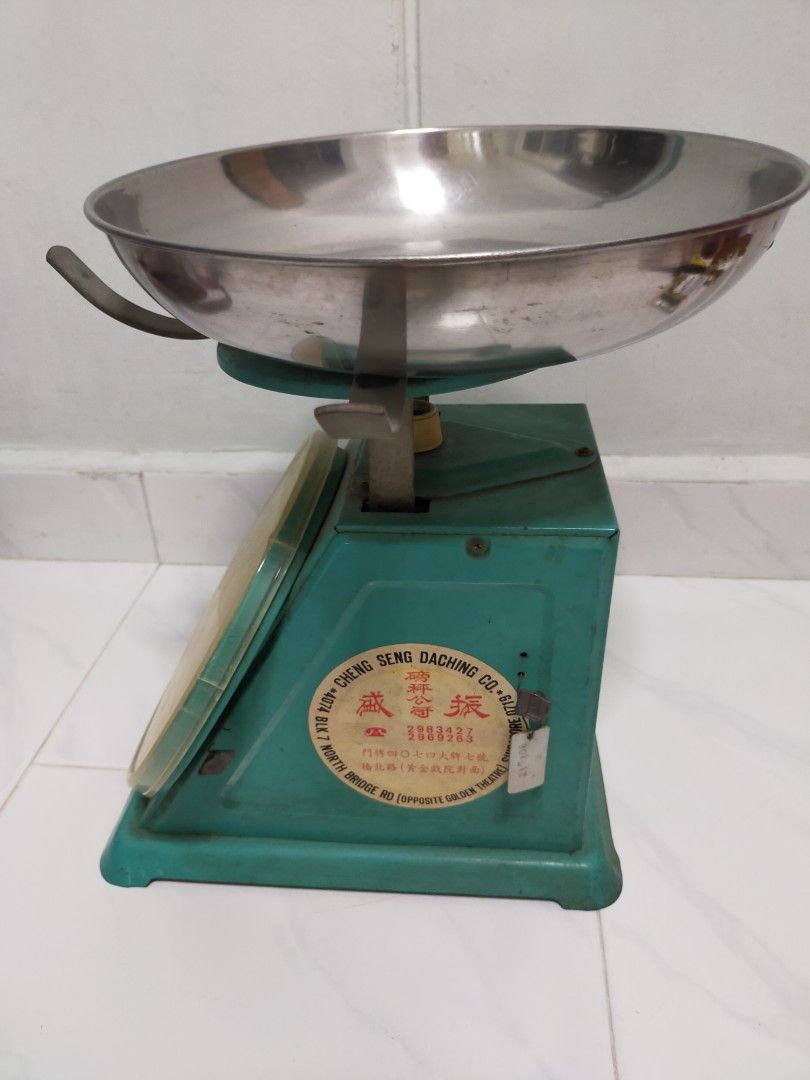 Old school National weighing scale, Hobbies & Toys, Memorabilia ...