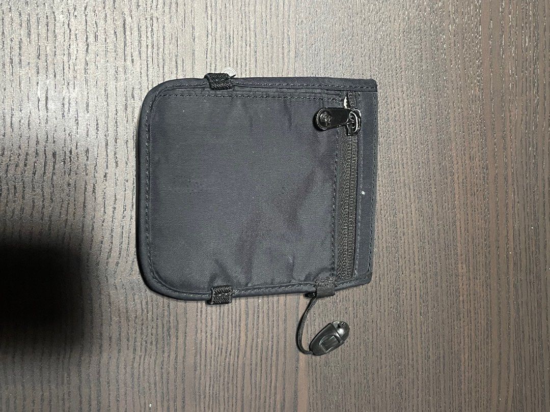 Pacsafe RFID safe Wallet - Zipper compartment for Bills and coins ...