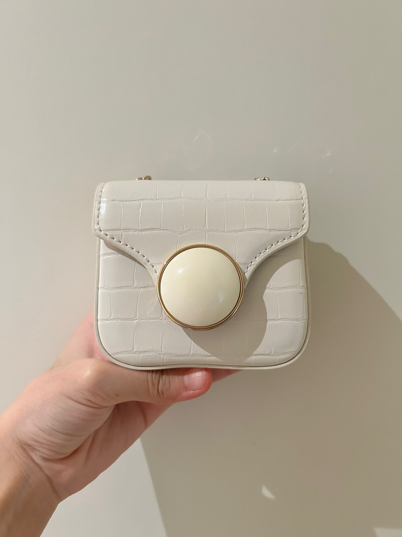 Pedro mini white sling bag, Women's Fashion, Bags & Wallets, Purses ...