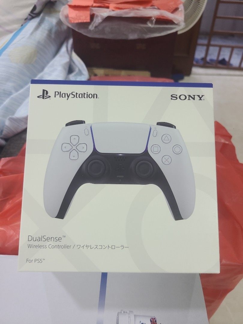 PS5 Dualsense Controller / Brand new, seal in box, color: white and ...