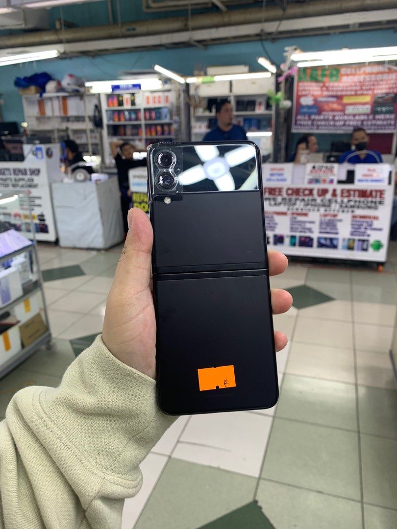SAMSUNG ZFLIP 3 5G 8/256 OPENLINE NTC APPROVED, Mobile Phones & Gadgets ...