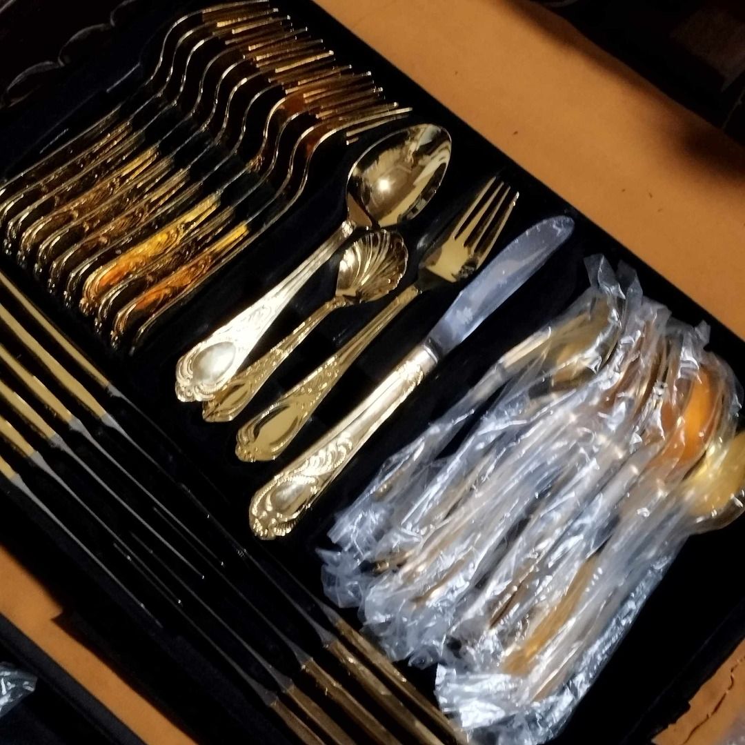 SBS Solingen 72 pcs cutlery set, 23/24ct. gold plate, Hobbies & Toys ...