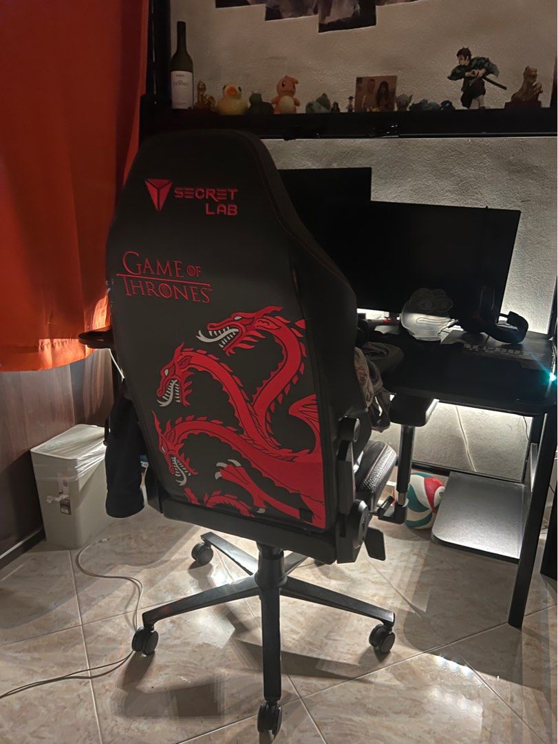Secretlab Titan Evo 2022 Targaryen Game of Thrones, Furniture & Home ...