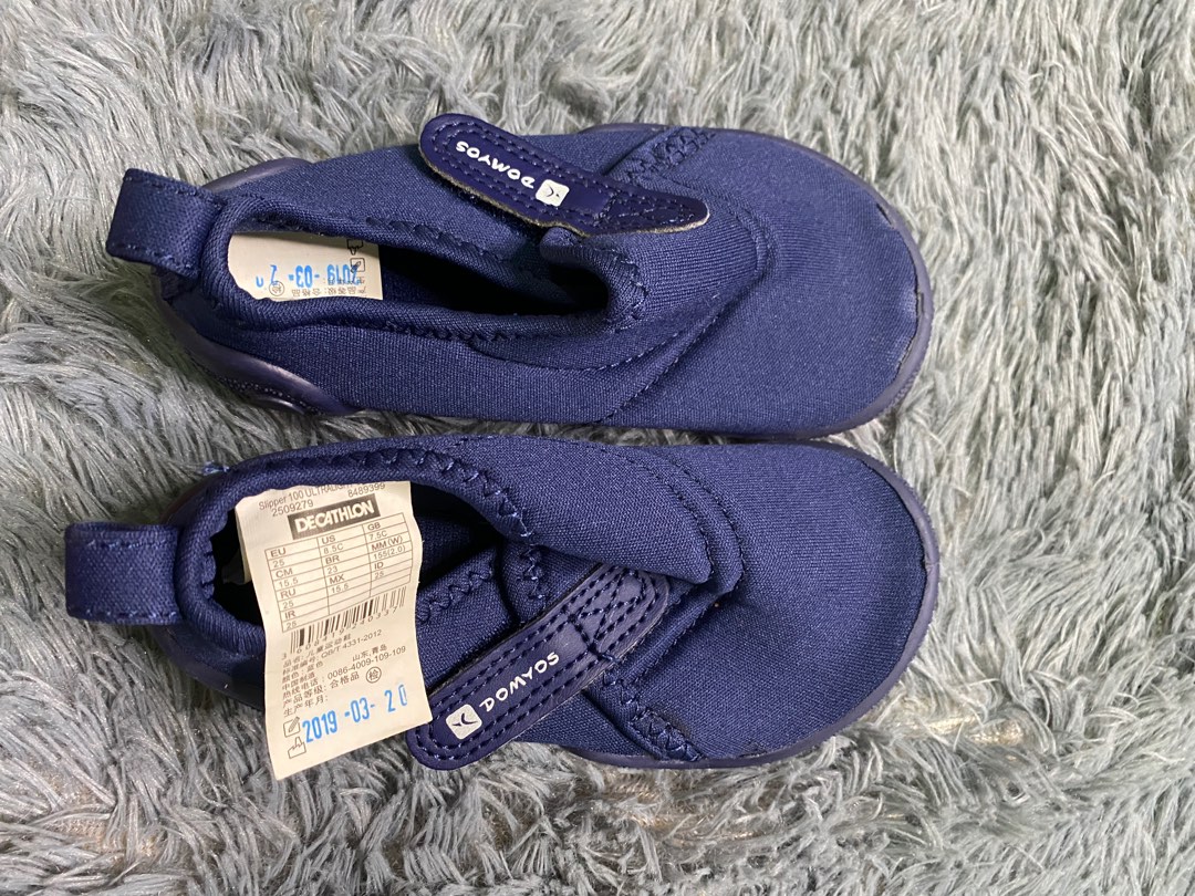 Sepatu decathlon, Bayi & Anak, Lainnya di Carousell