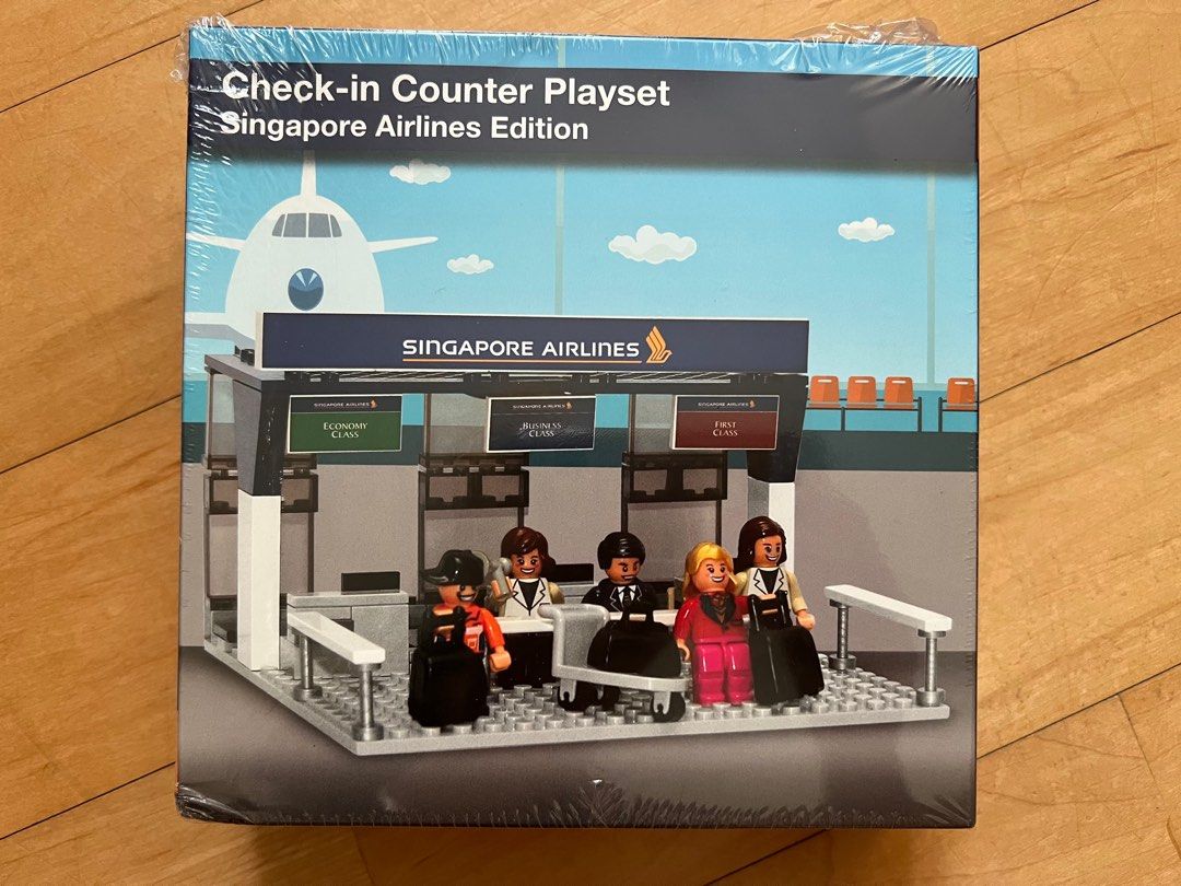 Singapore airlines check-in counter play set, Hobbies & Toys, Toys ...