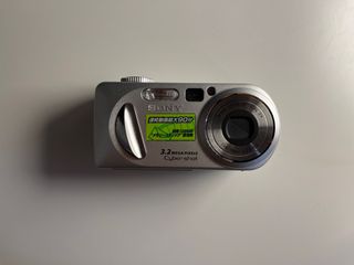Sony Cybershot DSC-S85 - Digital Camera, Photography, Cameras on Carousell