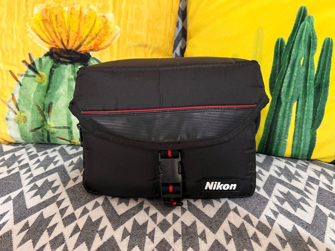 SONY VIDEO CAMERA Hi8 (CCD-TRV98E), Photography, Video Cameras on Carousell